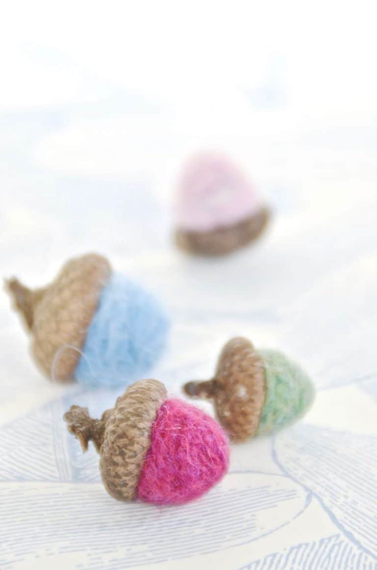Scrap Yarn Acorns
