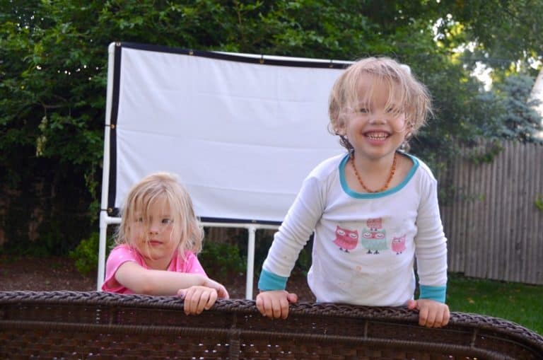 DIY Backyard Movie Screen - At Charlotte's House