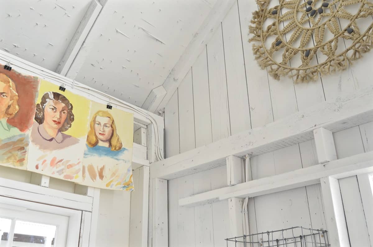 tips-for-hanging-artwork-7 - At Charlotte's House