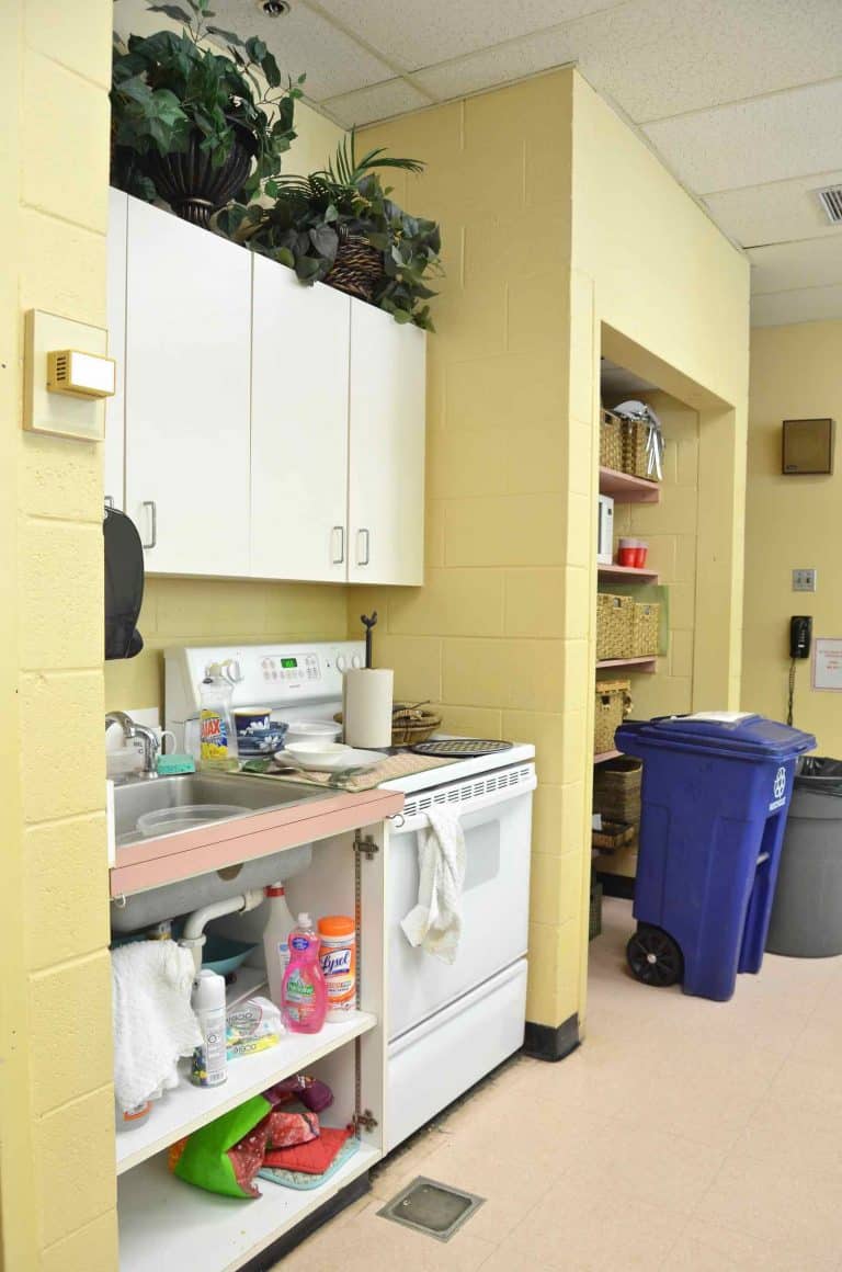 faculty-room-makeover-4 - At Charlotte's House