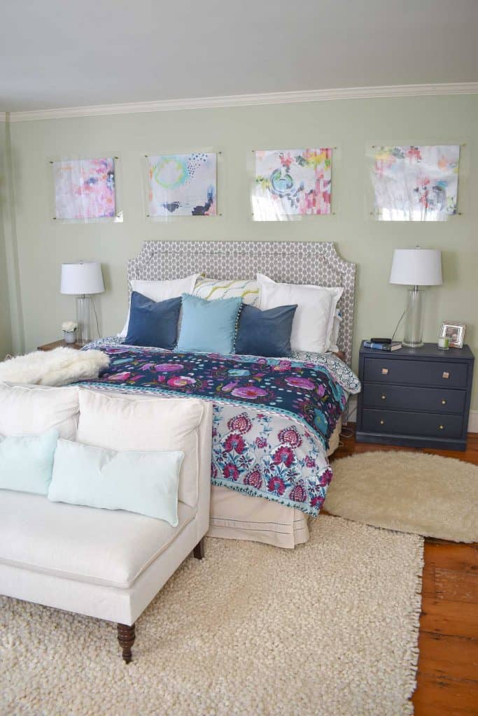 How to Make a Stylish Bed - At Charlotte's House