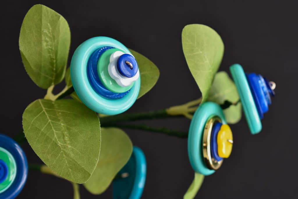 How to Make Button Flower Stems-30 - At Charlotte's House