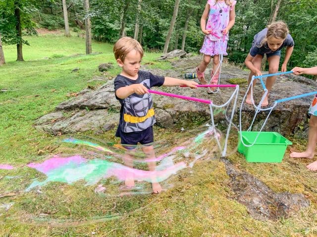 The Best Bubble Mix for GIANT Bubbles - At Charlotte's House