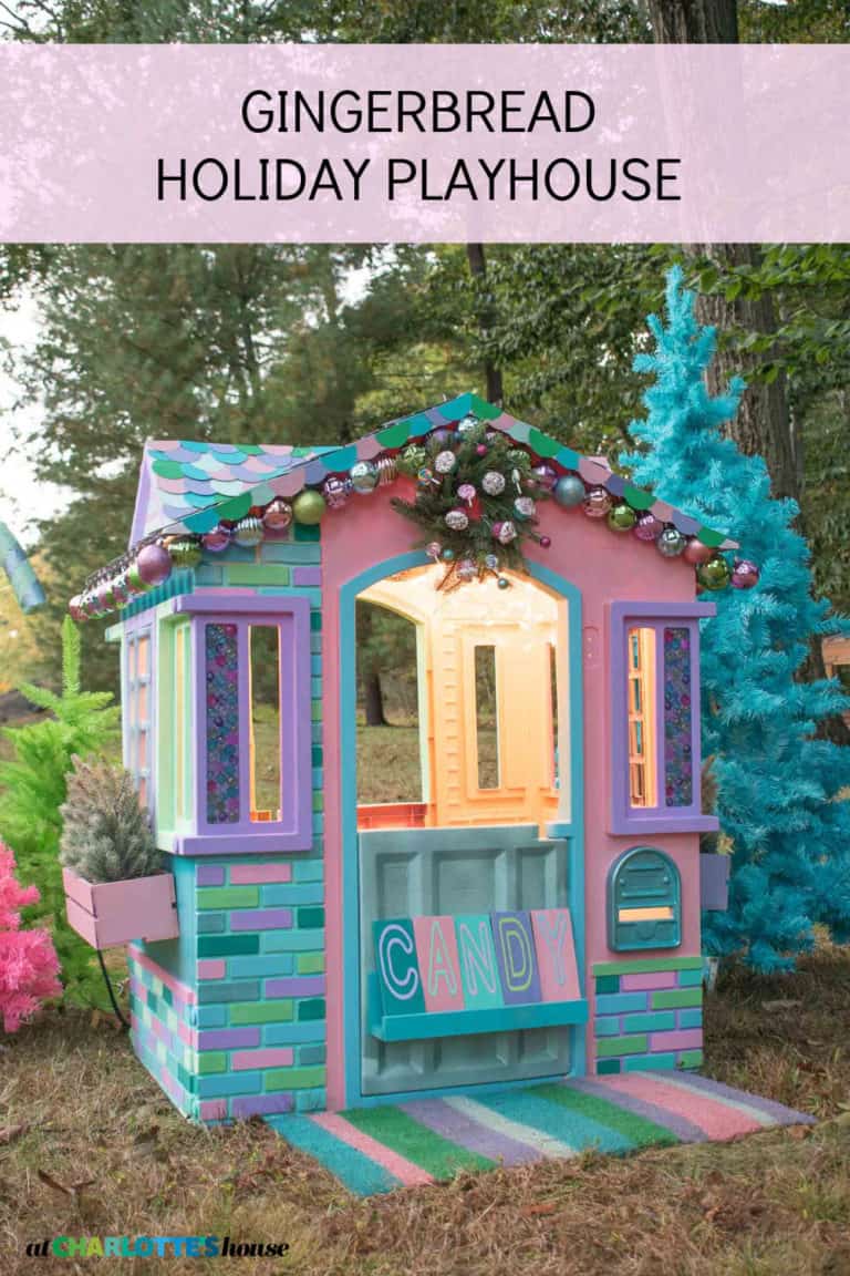 GINGERBREAD HOLIDAY PLAYHOUSE 2 - At Charlotte's House