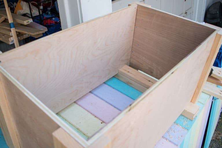 How to Build a Colorful Wooden Cooler Box - At Charlotte's House