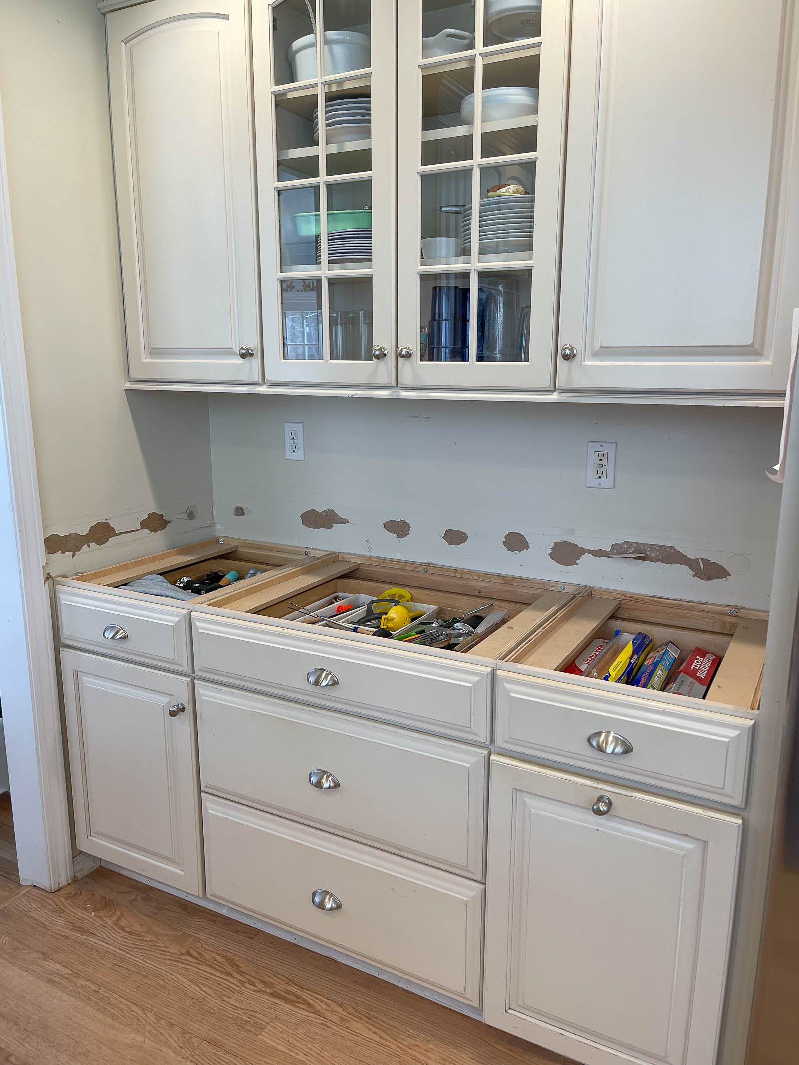 Everything You Need to Know About Replacing Kitchen Counters - At ...