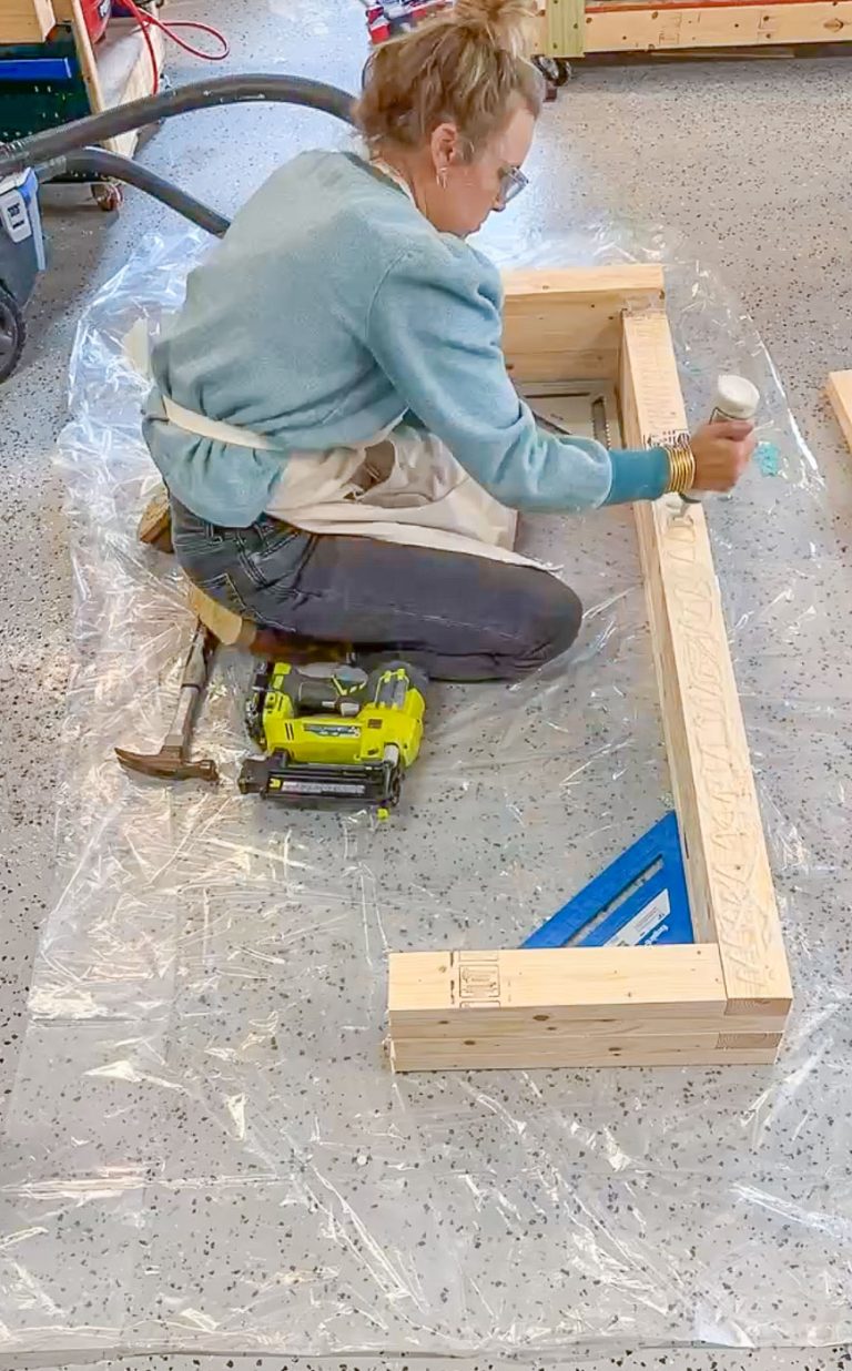 How to Build an Outdoor Bench - At Charlotte's House